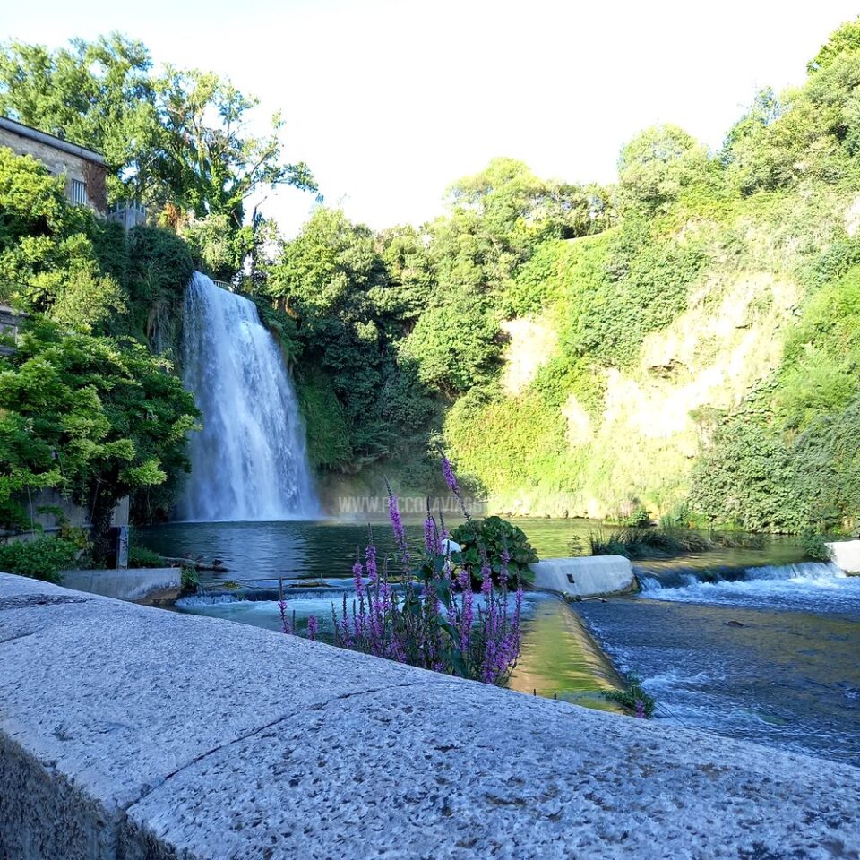 Isola del Liri, una cascata nel cuore della città - Piccola Viaggiatrice